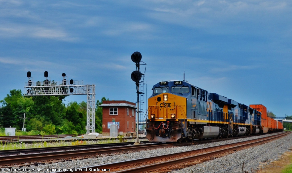 CSX 3112 is the first of the 3100s I've seen.